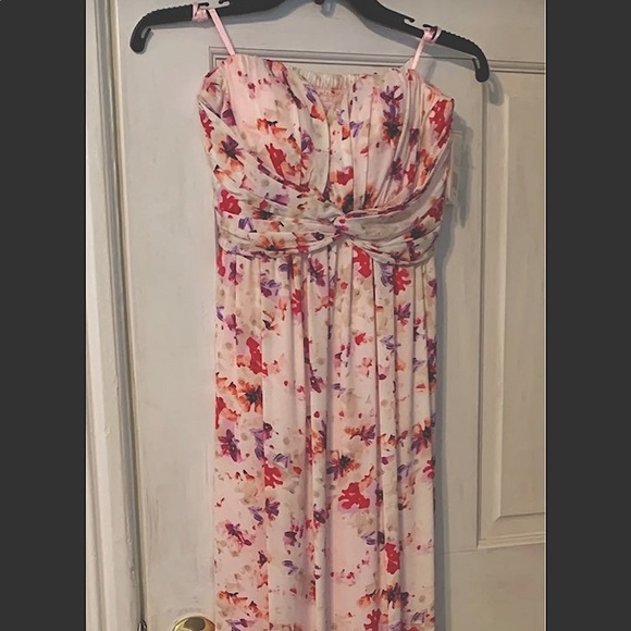 Jessica Simpson | Dresses | Jessica Simpson Floral Maxi Dress | Poshmark